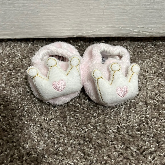 Shoes | Gerber Cute Pink Baby Slippers With Crowns | Poshmark